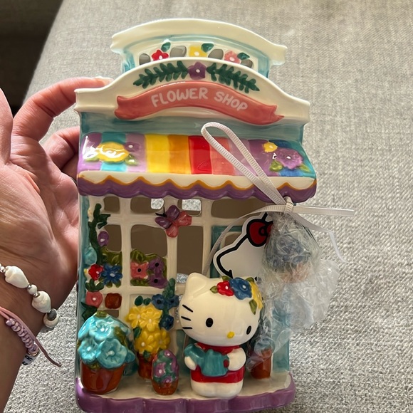 Blue Sky | Other | Hello Kitty Flower Shop Ceramic Piece For Home Decor ...
